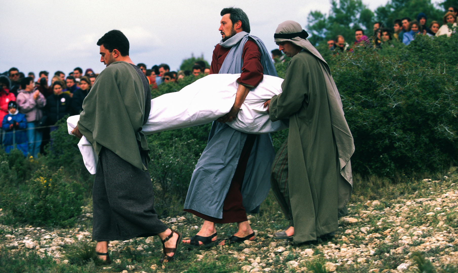 Jesus wird ins Grab gebracht Foto & Bild | erwachsene, europe, spain ...