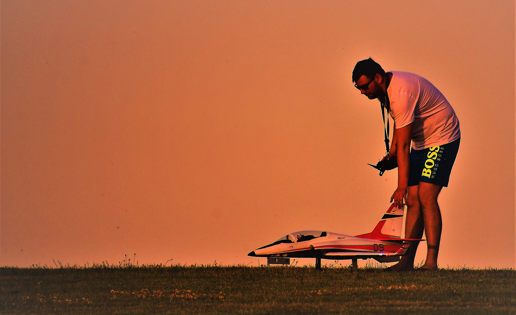 Jet .... Foto & Bild | luftfahrt, militärfliegerei, modellflug Bilder ...