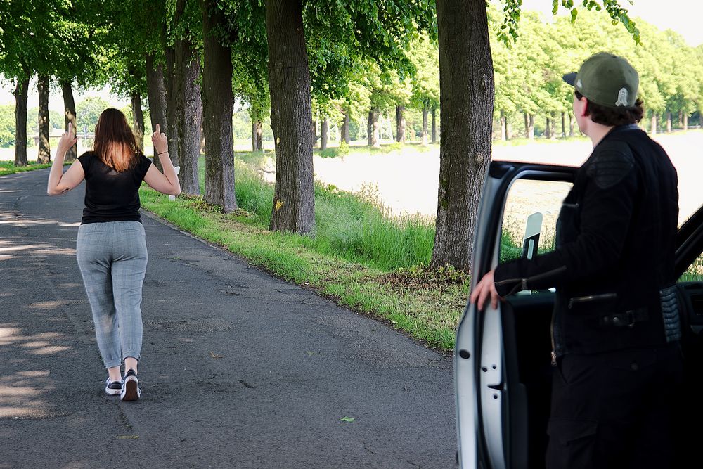 " Jetzt warte doch mal..." Foto & Bild | erwachsene menschen, streetfotografie mit menschen ...