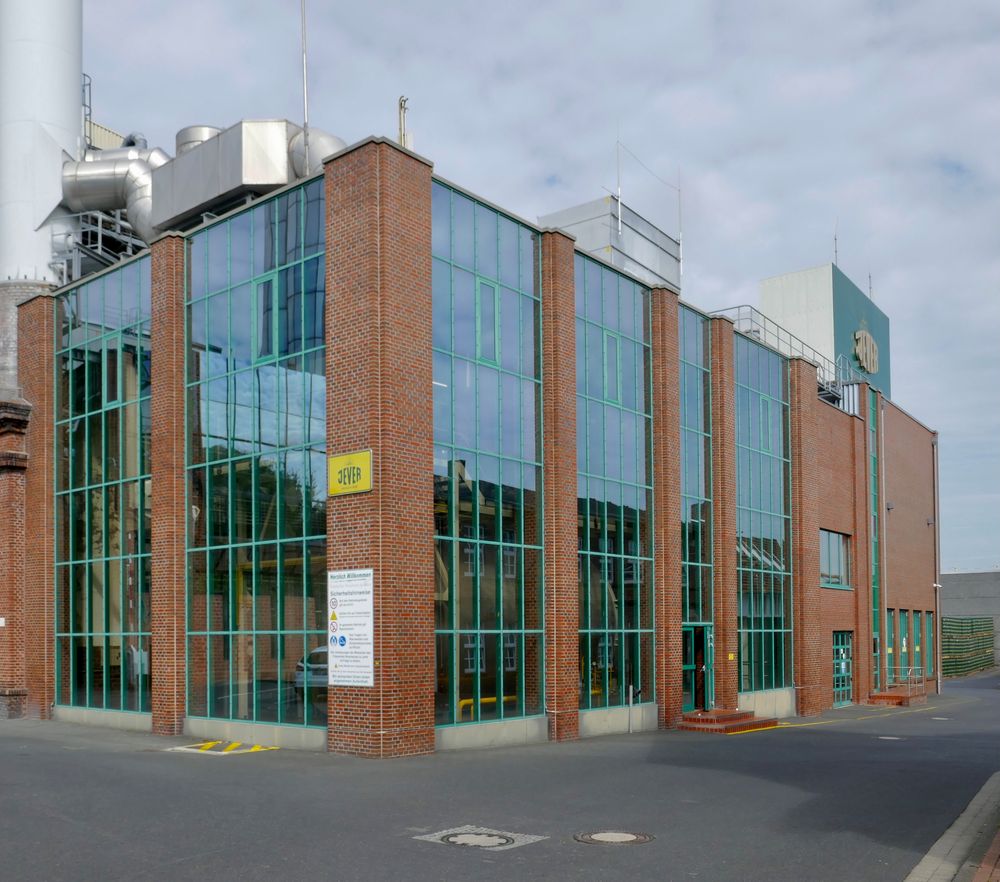 Jever Brauerei Foto & Bild | architektur, stillleben, food-fotografie ...