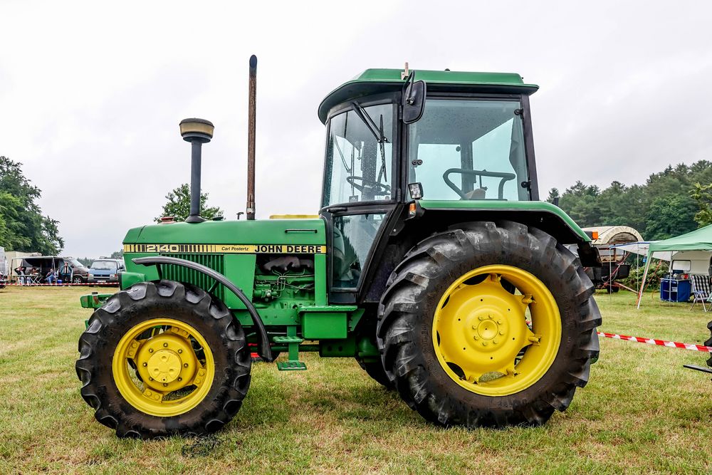JOHN DEERE 2140 Foto & Bild | oldtimer, motive, traktoren Bilder auf ...