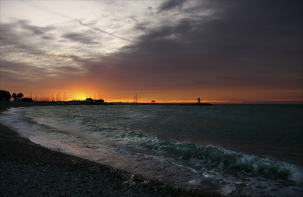 Jour et nuit photo et image | nature, paysages, lever de soleil Images ...