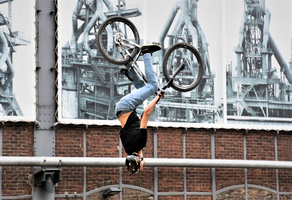 Juhu, die Welt steht Kopf... Foto & Bild | sport, deutschland, europe Bilder auf fotocommunity