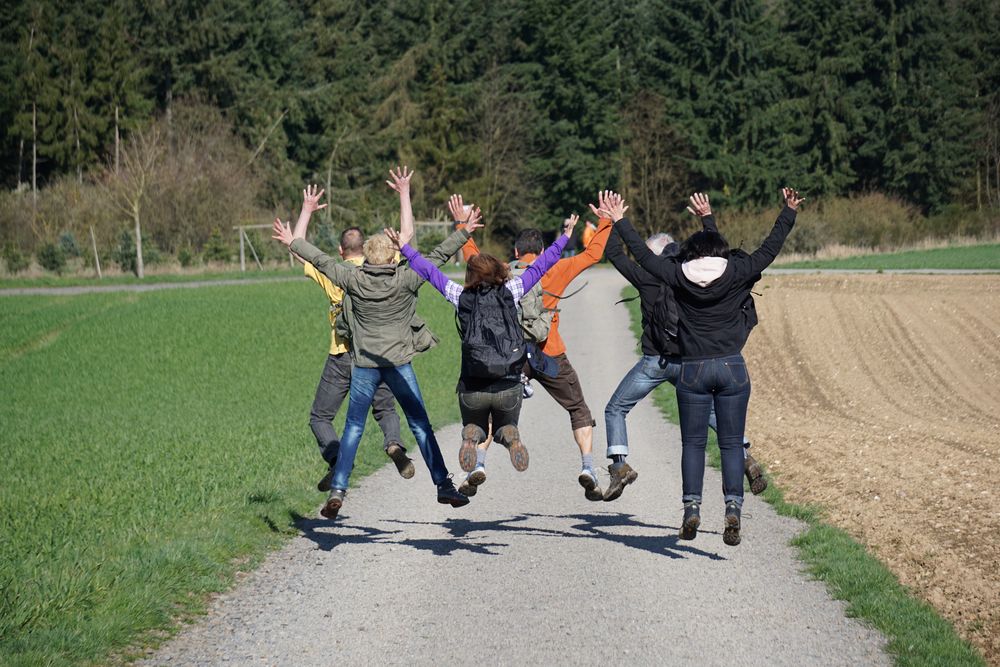 Jump - auf dem Weg zur Geierley Foto & Bild | erwachsene menschen, deutschland, europe Bilder ...