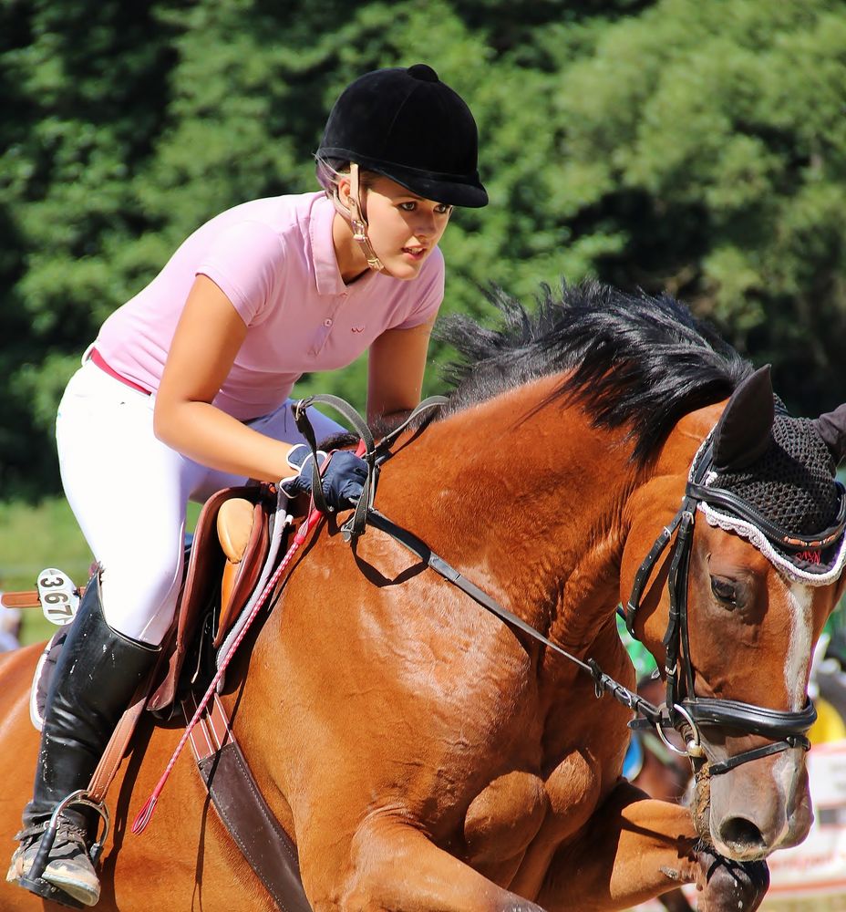 junge Reiterin Foto & Bild | sport, portrait, mädchen Bilder auf ...