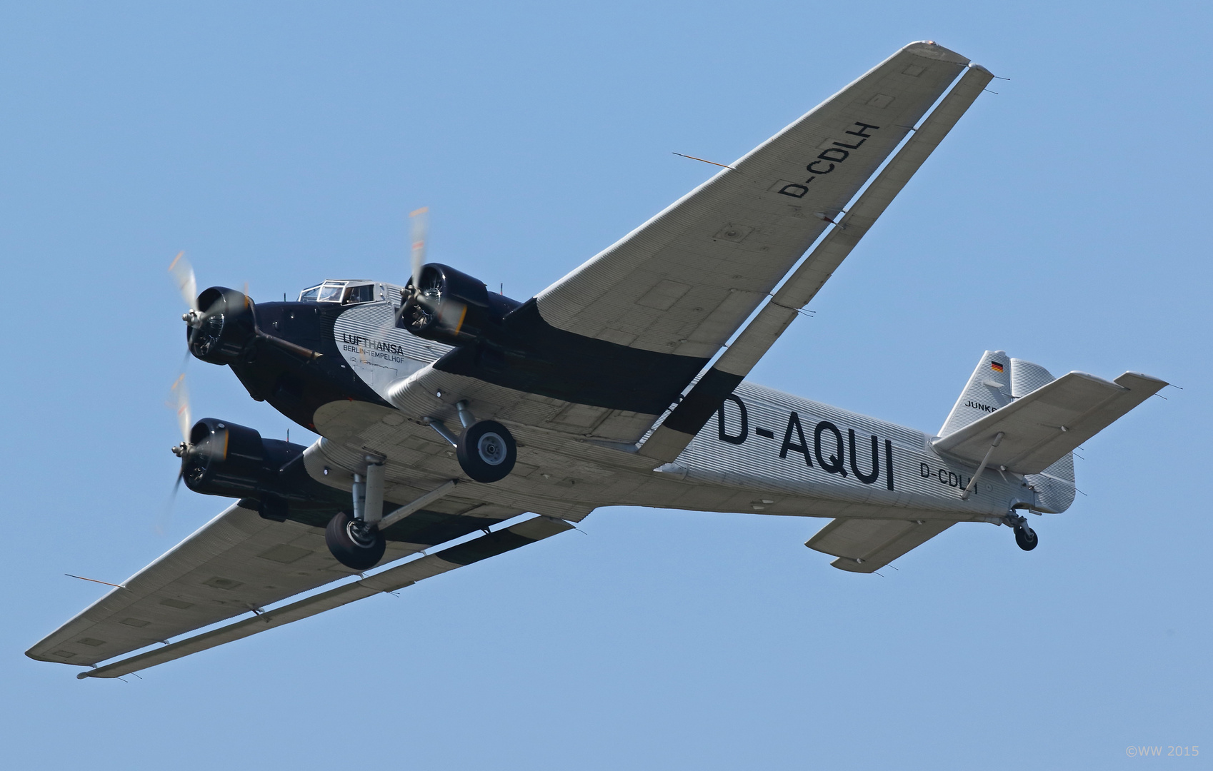 'Junkers Ju 52/3m' Foto & Bild | luftfahrt, oldtimer-flugzeuge, ju-52 ...