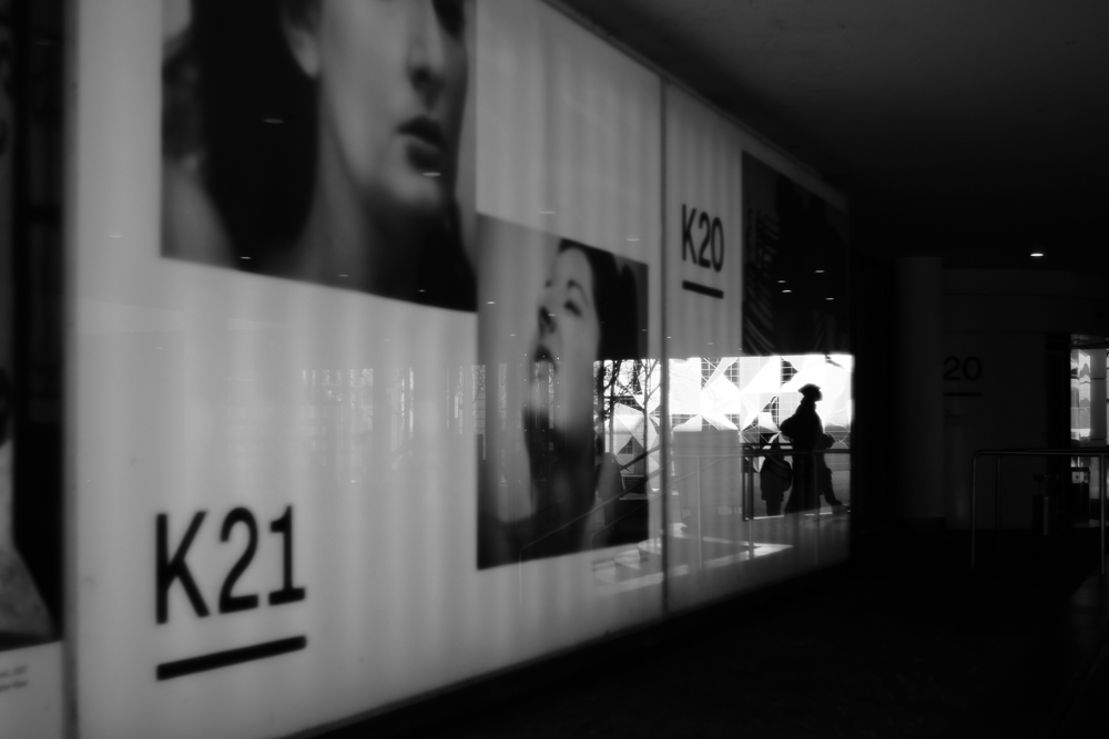 K20 I Foto & Bild | art, bw, street Bilder auf fotocommunity