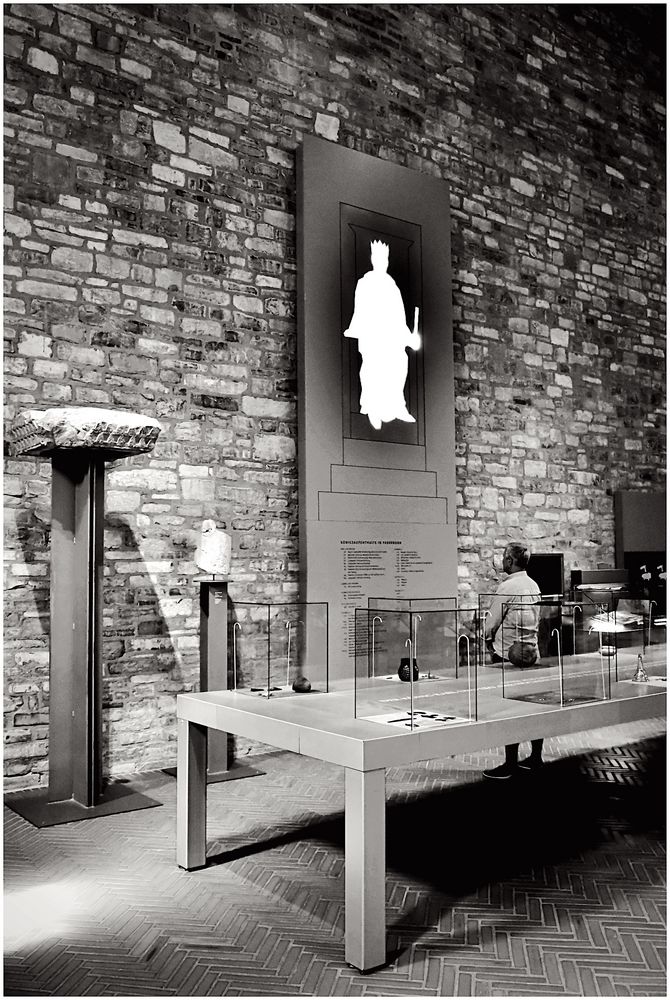 Kaiser Karl der Große Foto & Bild | erwachsene menschen ...