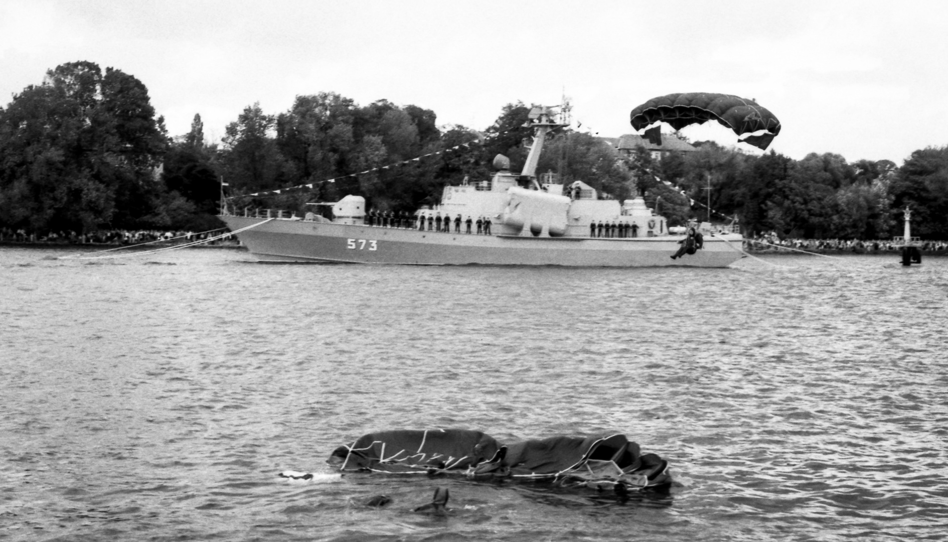 Kampfschwimmer der Volksmarine Foto & Bild | rügen, ddr, motive Bilder ...