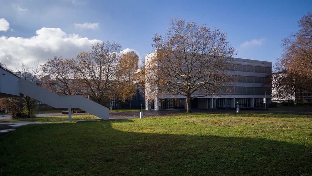 Kantonsschule Alpenquai Luzern Foto & Bild | leica m11, fotos, motive Bilder auf fotocommunity