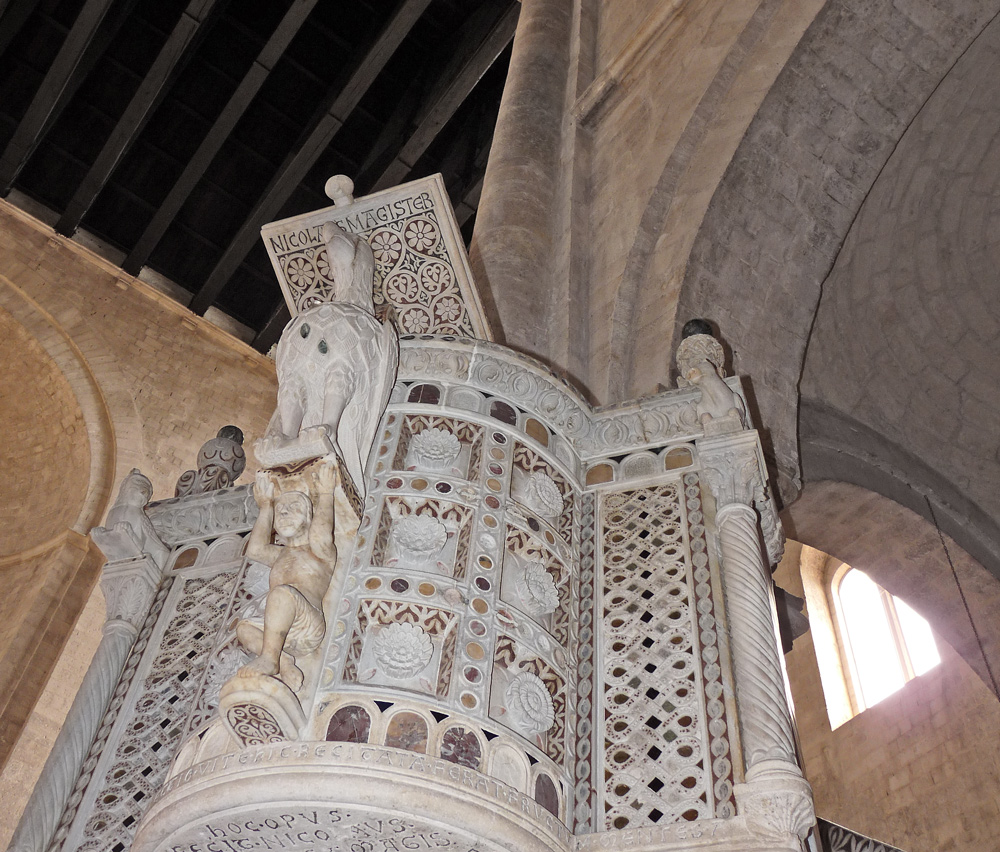 KANZELDETAIL - DOM VON BITONTO Foto & Bild | architektur, sakralbauten, figuren&details Bilder ...