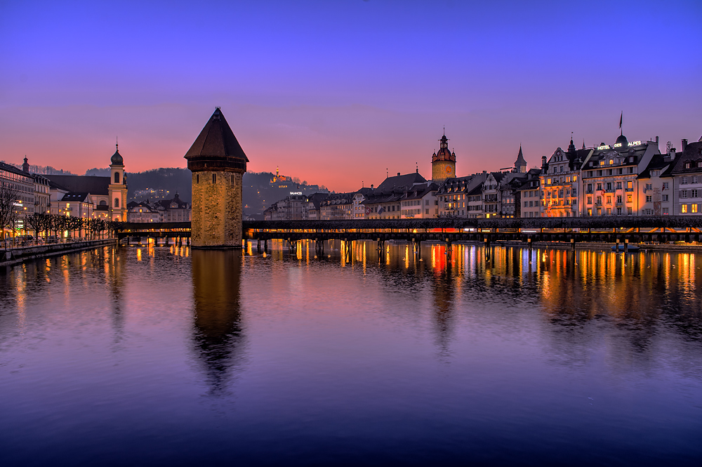 Kapellbrücke in Luzern mit Wasserturm Foto & Bild | europe, schweiz & liechtenstein, kt. luzern ...