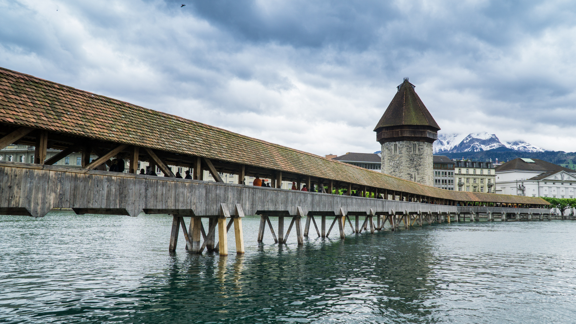 Kapellbrücke Luzern Foto & Bild | wasser, luzern, schweiz Bilder auf ...