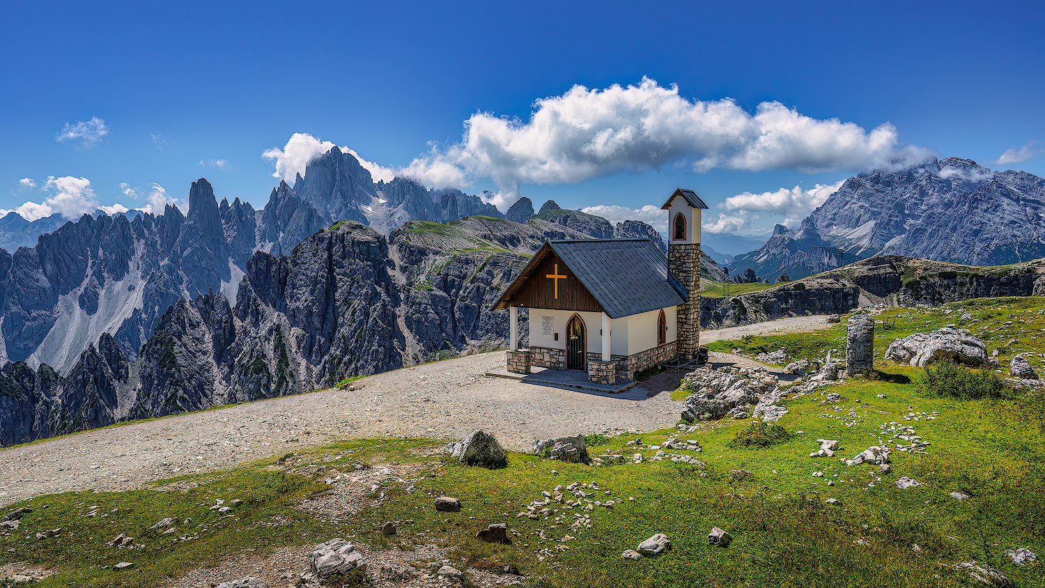 Kapelle m it Cadini Gruppe Foto & Bild | europe, italy, vatican city, s marino, italy Bilder auf ...