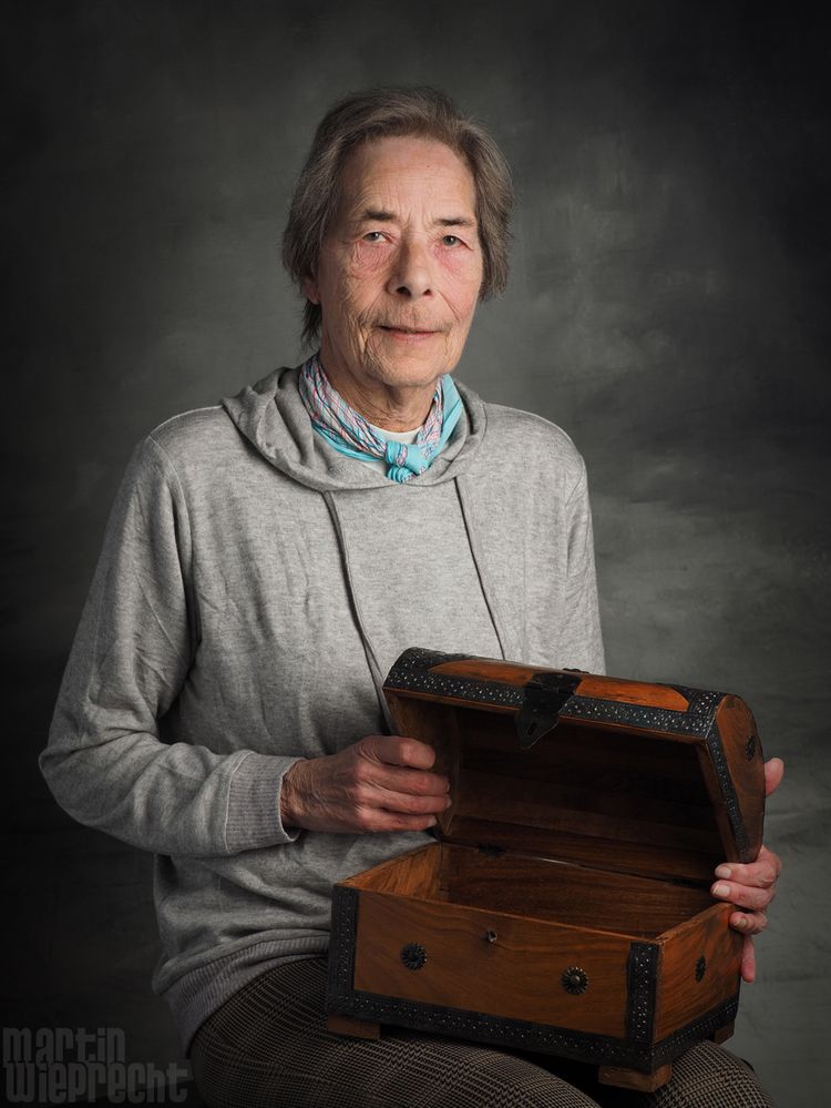 Karin Foto & Bild | erwachsene menschen, portrait, menschen im alter Bilder auf fotocommunity