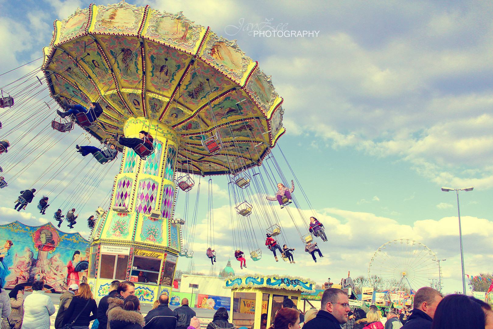 Karusell Foto & Bild | deutschland, europe, niedersachsen Bilder auf ...