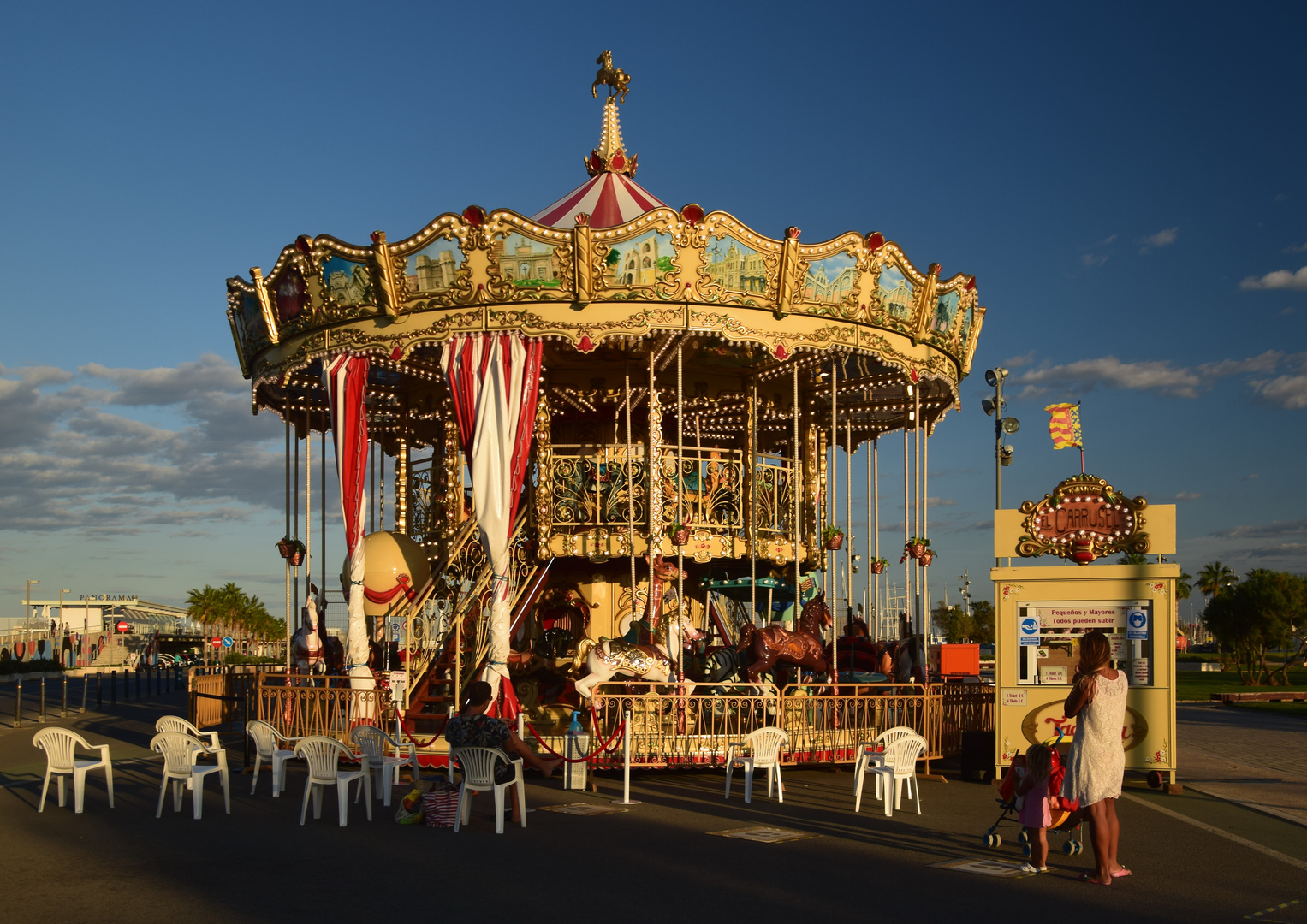 Karussell Foto & Bild | reportage dokumentation, europe, spain Bilder ...