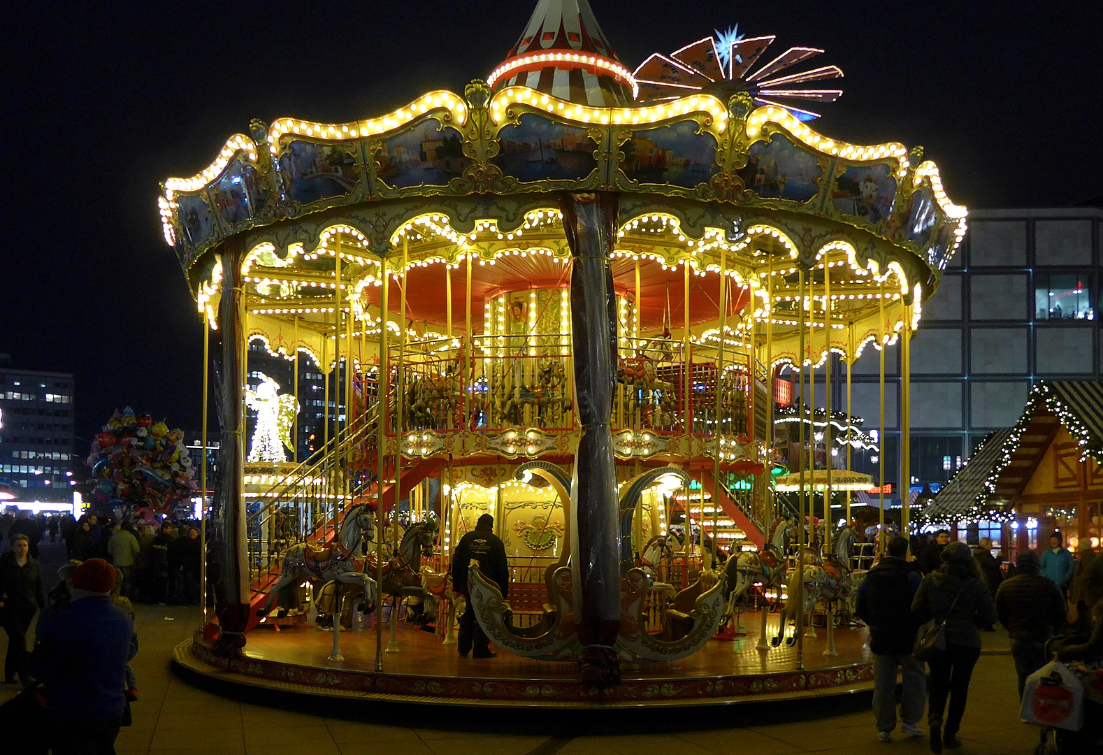 Karussell Foto & Bild | berlin, weihnachtsmarkt, karussell Bilder auf ...