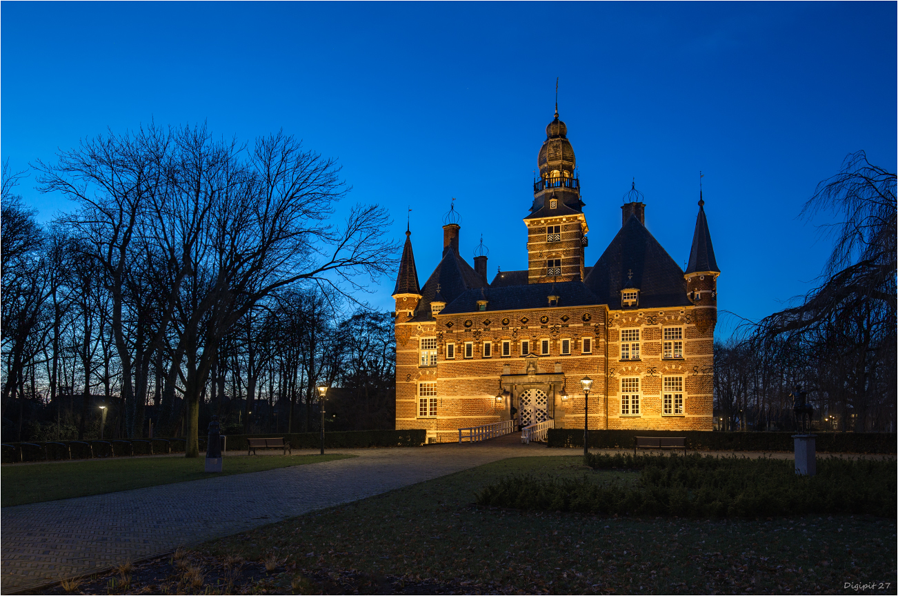 Kasteel Wijchen 2023-03 Foto & Bild | world, nachtaufnahme, historisch ...