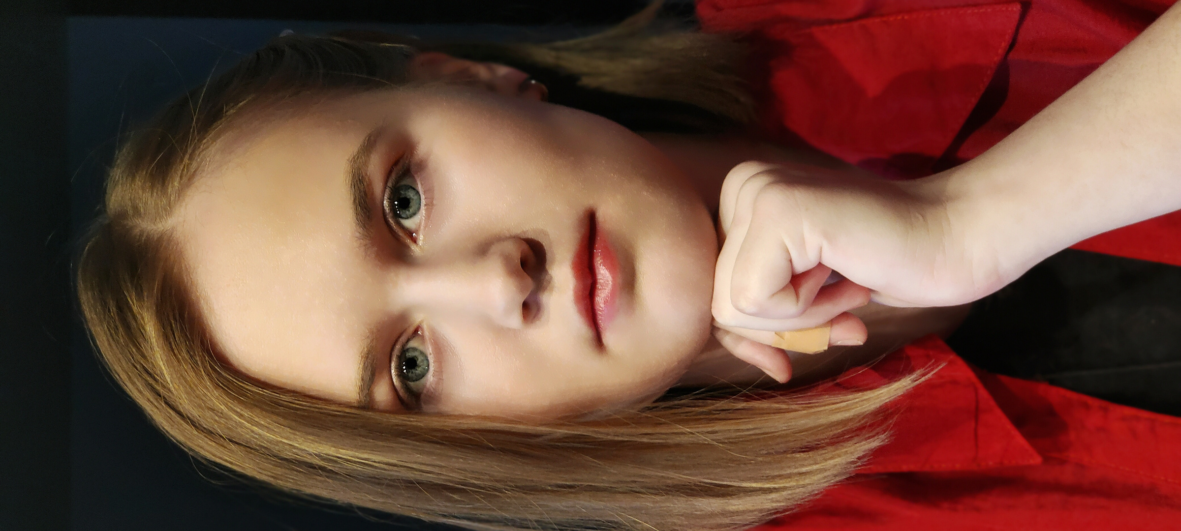 Katharina ist nun fast 19 Foto & Bild | fotos, people, indoor Bilder ...