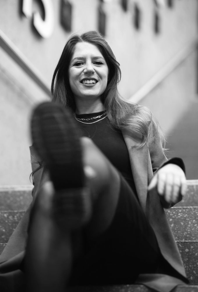 Kathrin ´s neue Schuhe Foto & Bild | streetfotografie mit menschen, street: spontane portraits ...