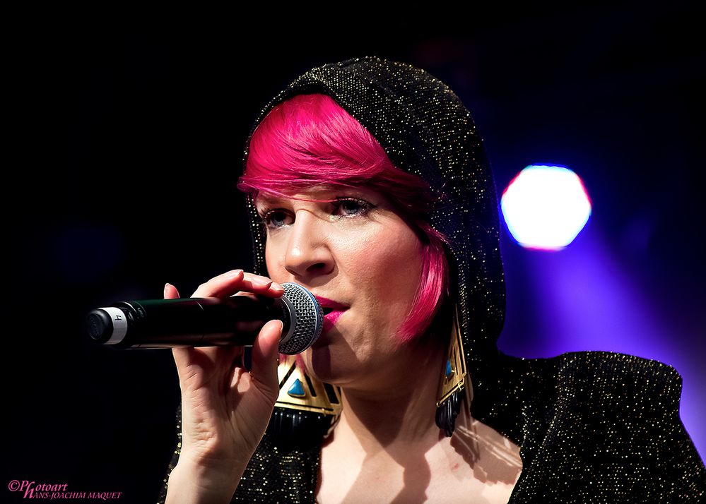 Katie Leone Foto & Bild | kunstfotografie & kultur, musik & konzert ...