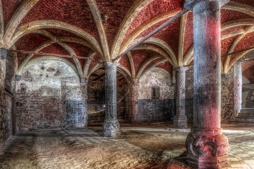 Kellergewölbe Foto & Bild | architektur, lost places, marodes Bilder ...