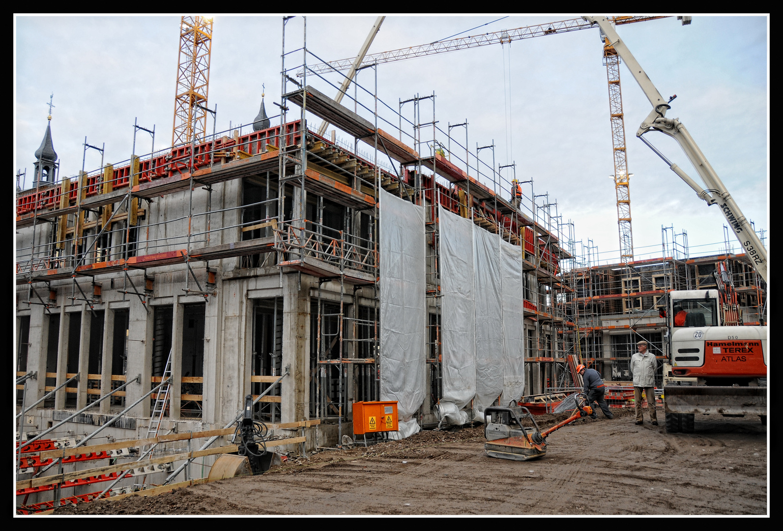 Kempen - Baustelle Klosterhof Foto & Bild | architektur, baustellen ...