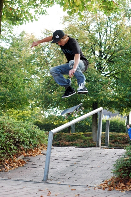 Kickflip bs Boardslide Foto & Bild | sport, skate & blade ...