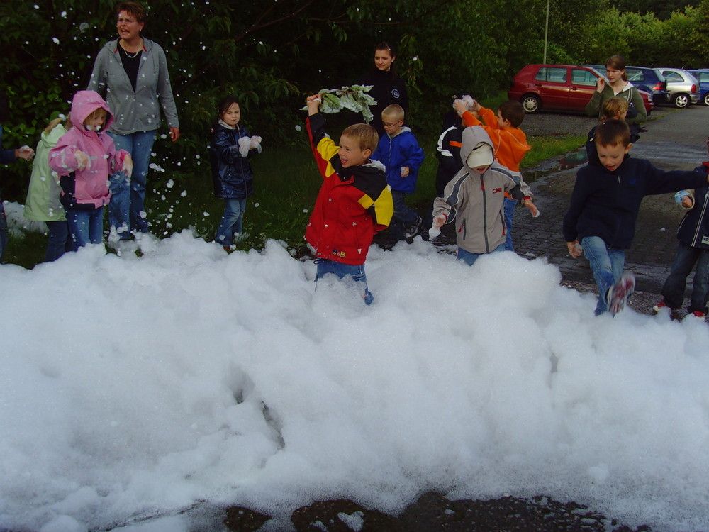Kids im Schaum Foto & Bild | kinder, menschen Bilder auf fotocommunity