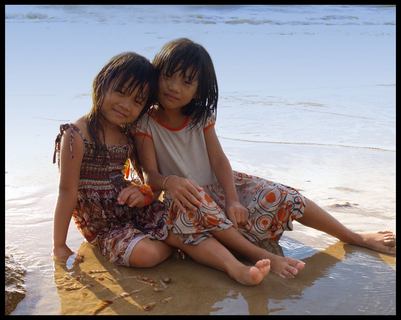 Kinder am Strand in Vietnam Foto & Bild | kinder, kinder strand sonne ...