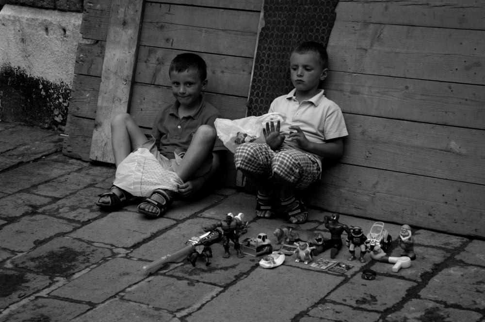 Kinder auf der Strasse Foto & Bild | streetfotografie mit menschen, street: spontane portraits ...