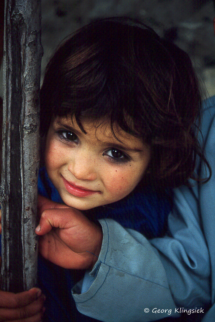 Kinder der Welt: Begegnung auf dem Karakorum Highway (Pakistan) 4 Foto ...