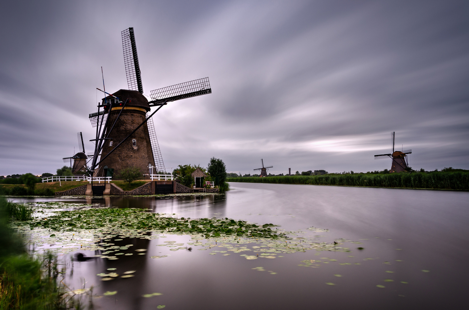 Kinderdijk Foto & Bild | sonnenuntergang, landschaften, himmel Bilder ...