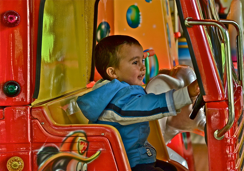 Kindliche Freude empfinden Foto & Bild | kinder, kinder ab 2, farben ...