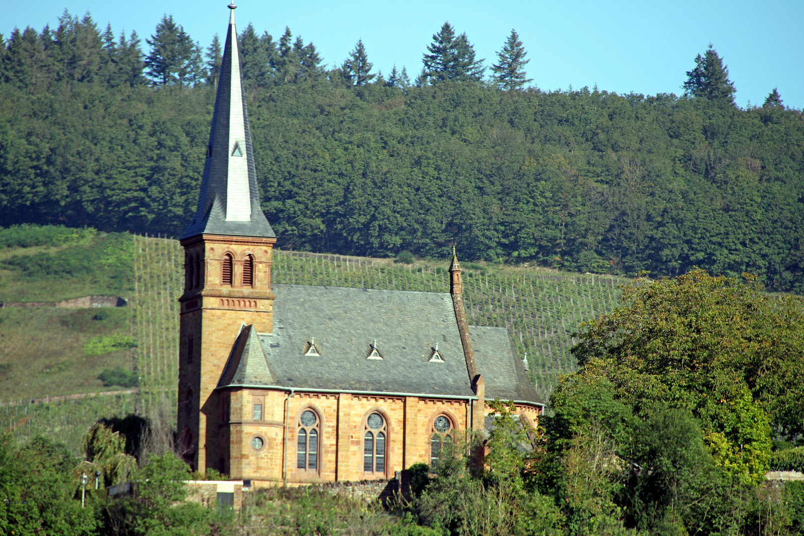Kirche in Saarburg Foto & Bild | deutschland, europe, fotos Bilder auf fotocommunity