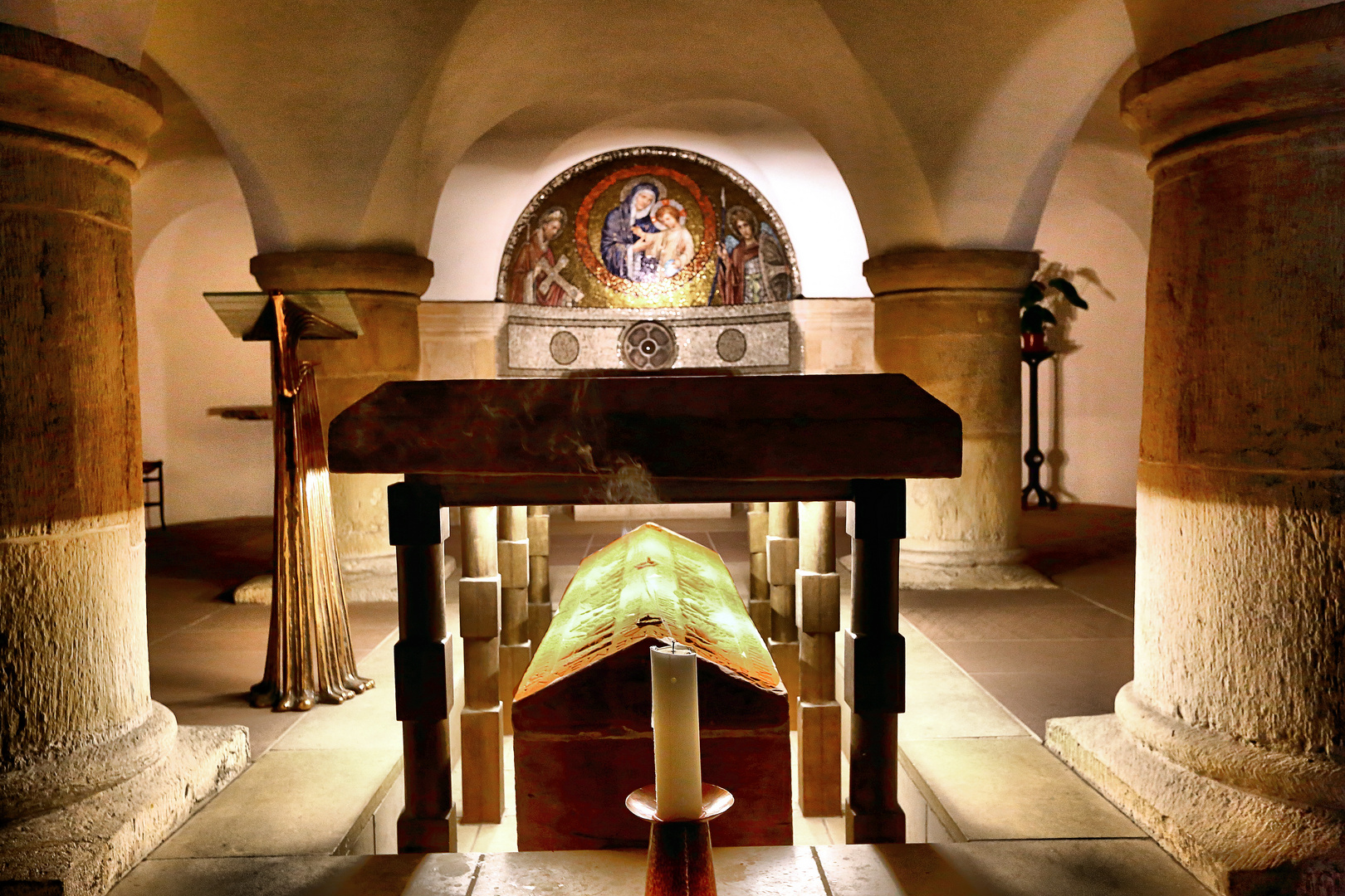 Kirche St. Michael - Krypta - Hildesheim Foto & Bild | architektur ...