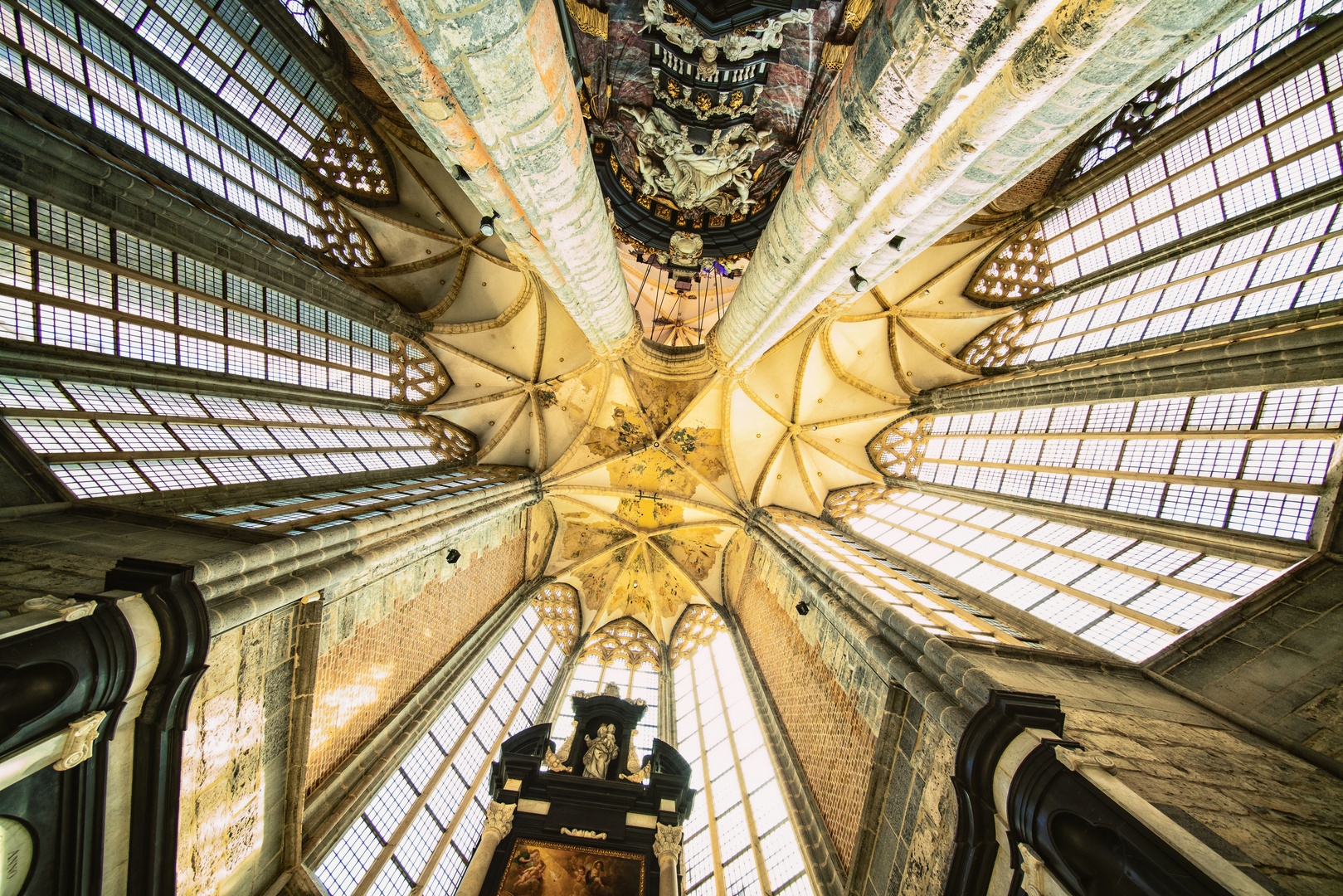 Kirchenfenster Foto & Bild | architektur, sakralbauten, innenansichten kirchen Bilder auf ...