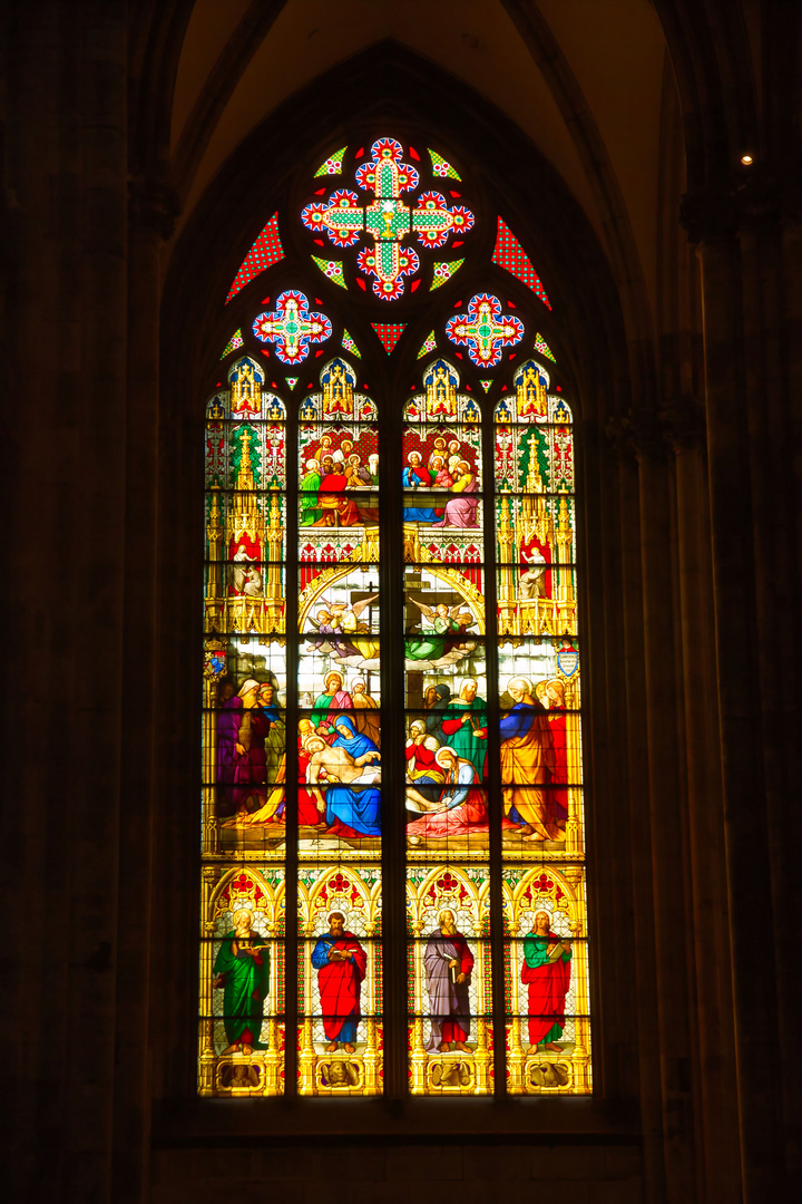 Kirchenfenster im Kölner Dom Foto & Bild | architektur, sakralbauten, innenansichten kirchen ...
