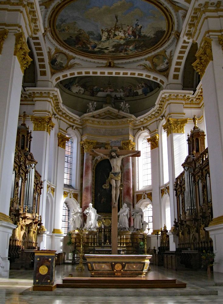 Kircheninnenraum im Kloster Foto & Bild | architektur, sakralbauten, innenansichten kirchen ...