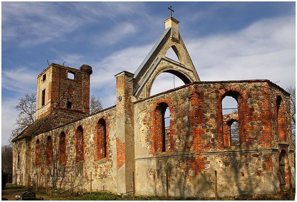 Kirchenruine Foto & Bild | architektur, sakralbauten, außenansichten von kirchen Bilder auf ...