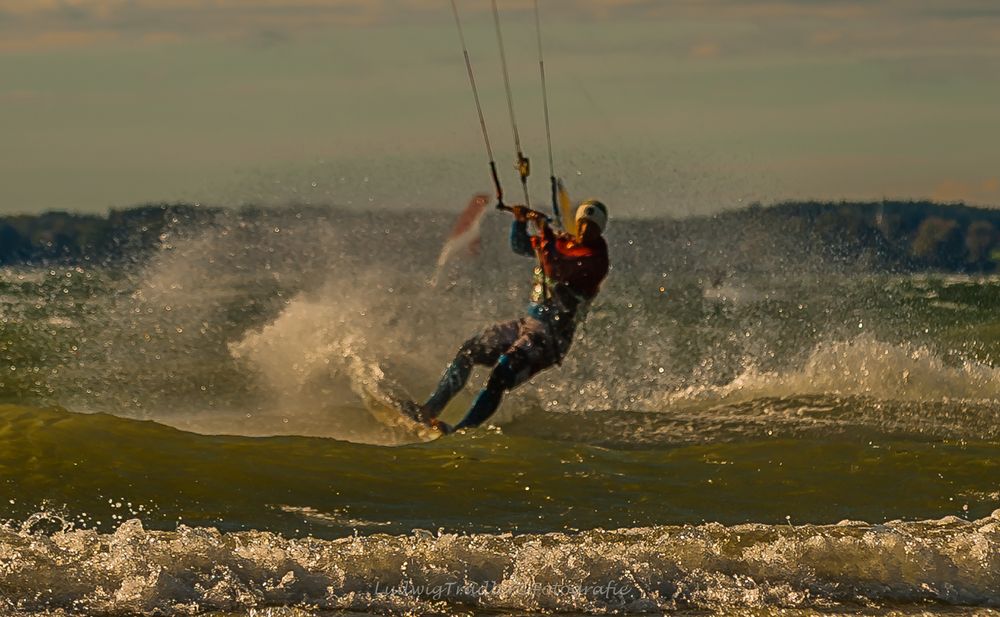 Kit-Surfer Foto & Bild | landschaft, natur, chiemsee Bilder auf ...