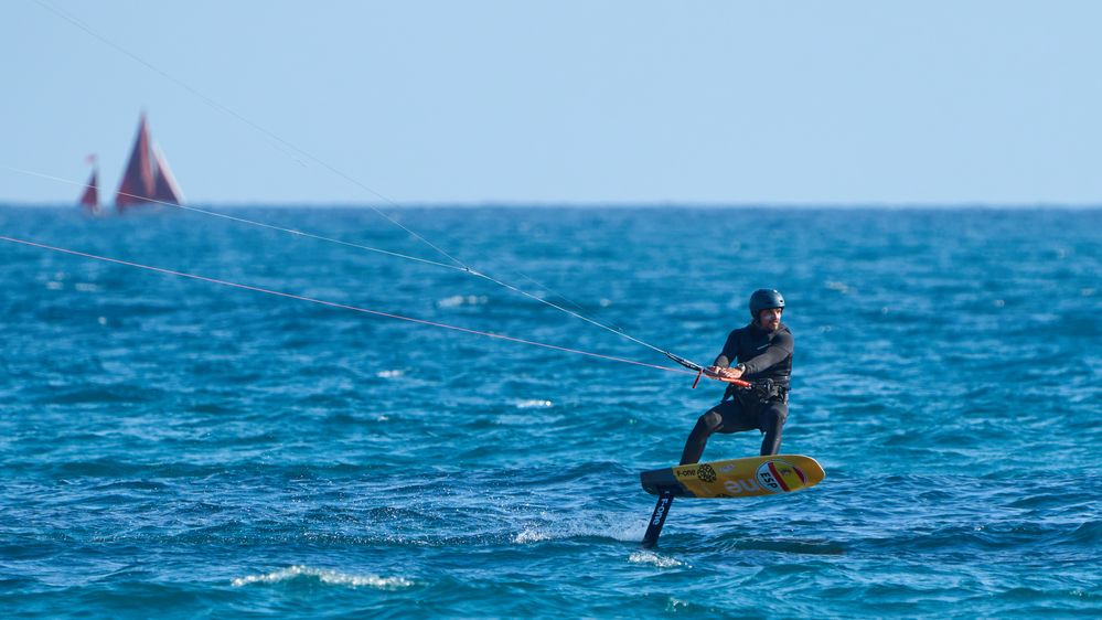 Kite Foiling Foto & Bild | sport, europe, spain Bilder auf fotocommunity