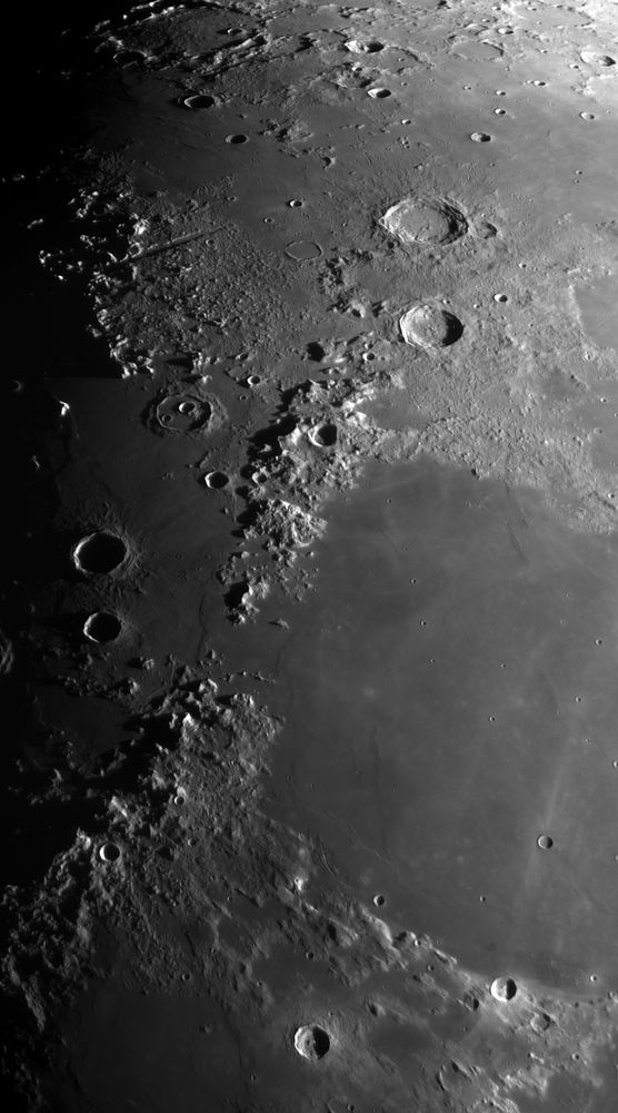 kleine Details auf dem Mond Foto & Bild | astrofotografie ...