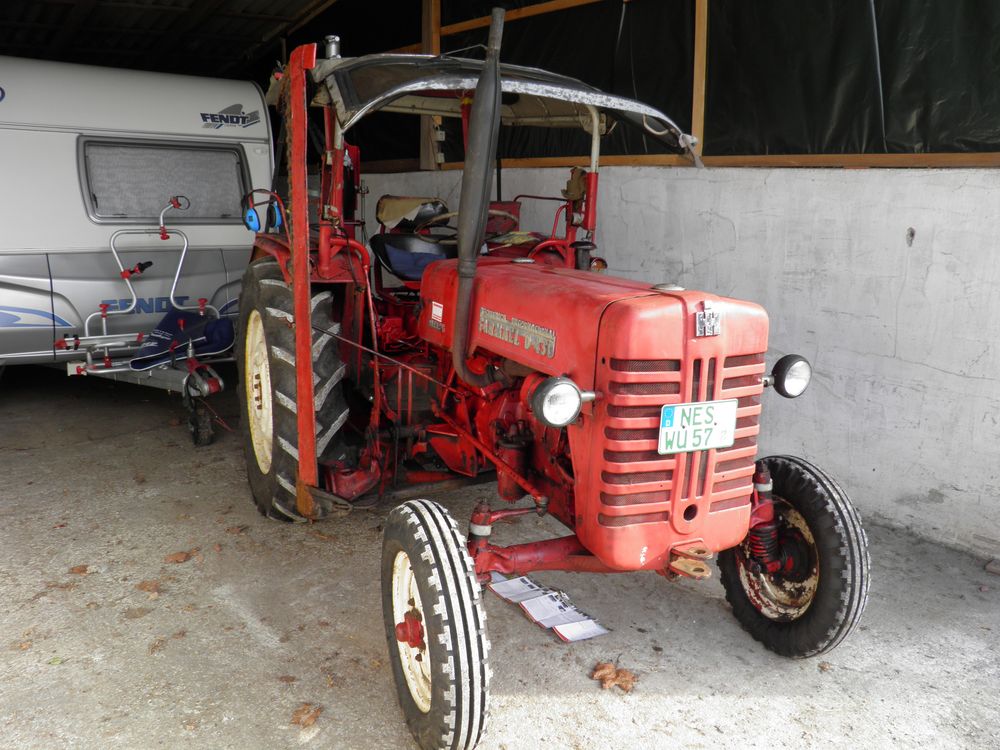 kleiner roter Traktor Bj. 1958 Foto & Bild | industrie und technik ...