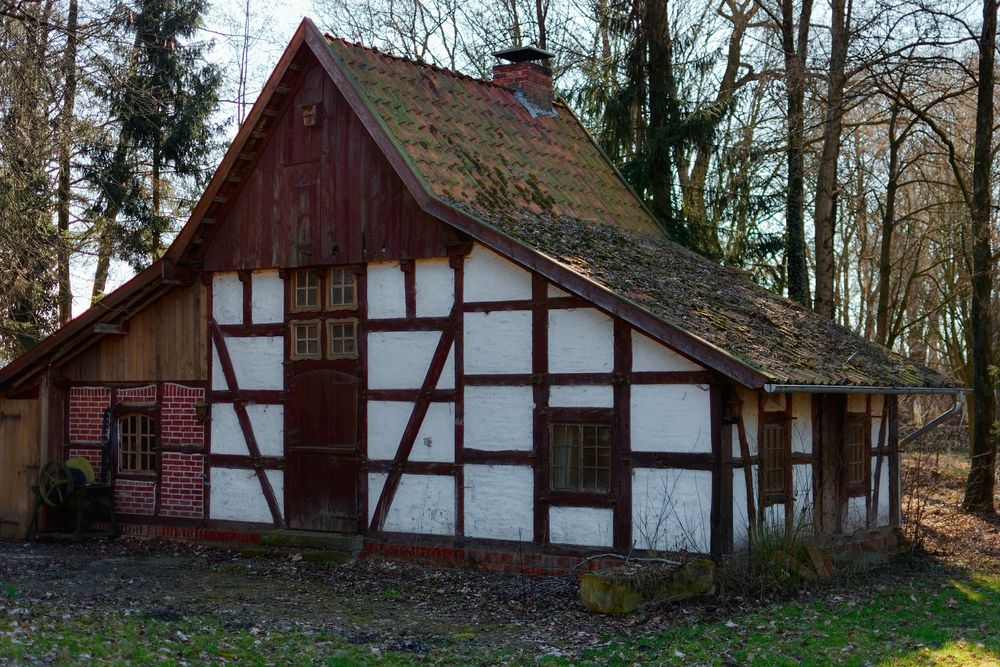 Kleines Fachwerkhaus Foto & Bild | architektur, ländliche architektur ...