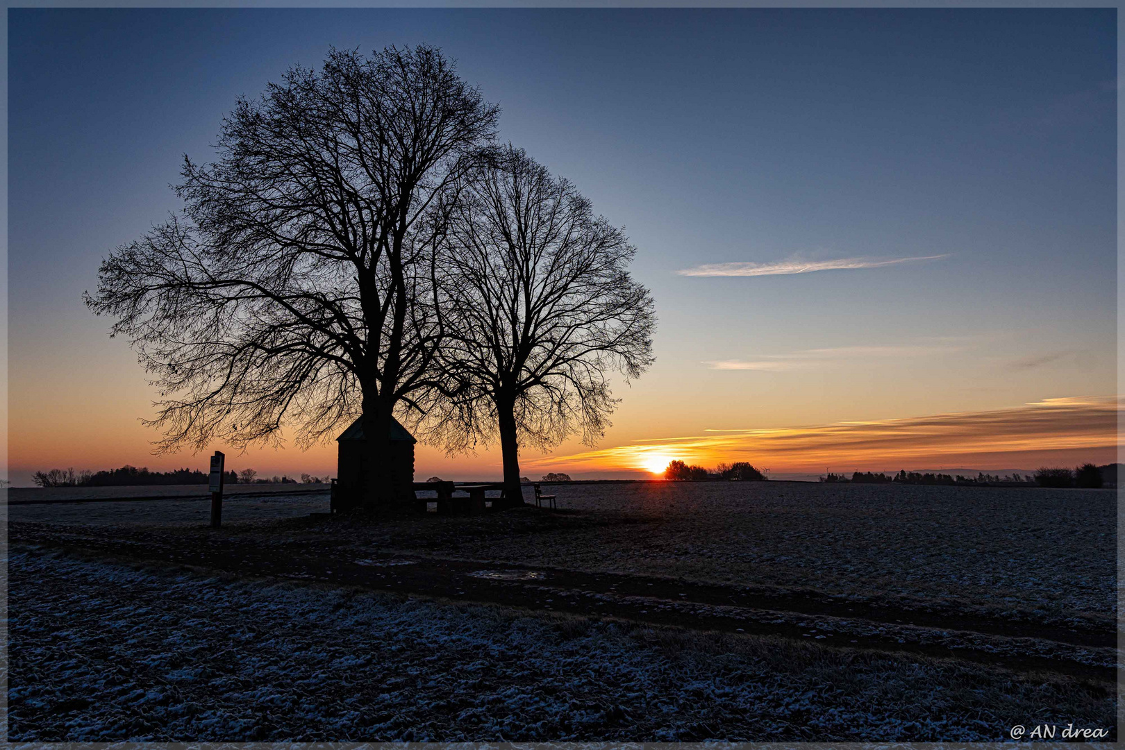 Klemensstock in Nideggen-Berg kurz vor Sonnenaufgang Foto & Bild | landschaft, Äcker, felder ...