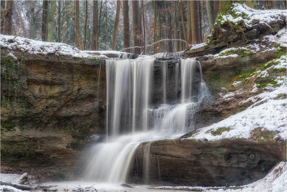Klingender Wasserfall Foto & Bild | winter, schnee, regen Bilder auf ...