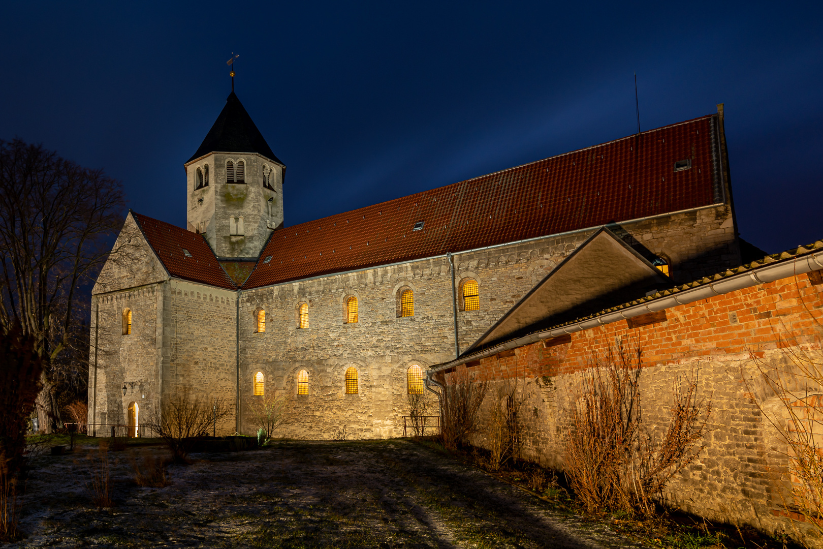 Klosterkirche St. Vitus Kloster Gröningen Foto & Bild | fotos, kirche, kloster Bilder auf ...
