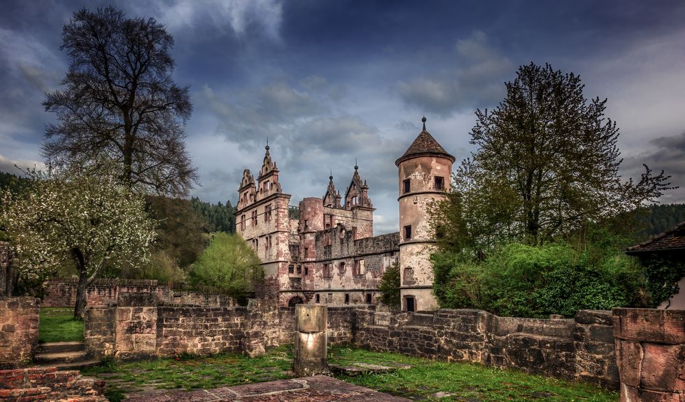 Klosterruine in Hirsau Foto & Bild | world, april, himmel Bilder auf ...